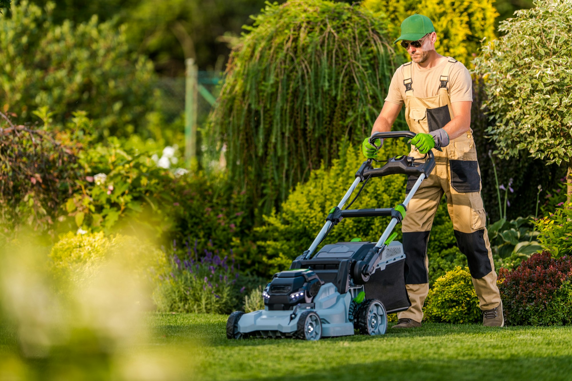 When Should You Start Mowing Your Lawn
